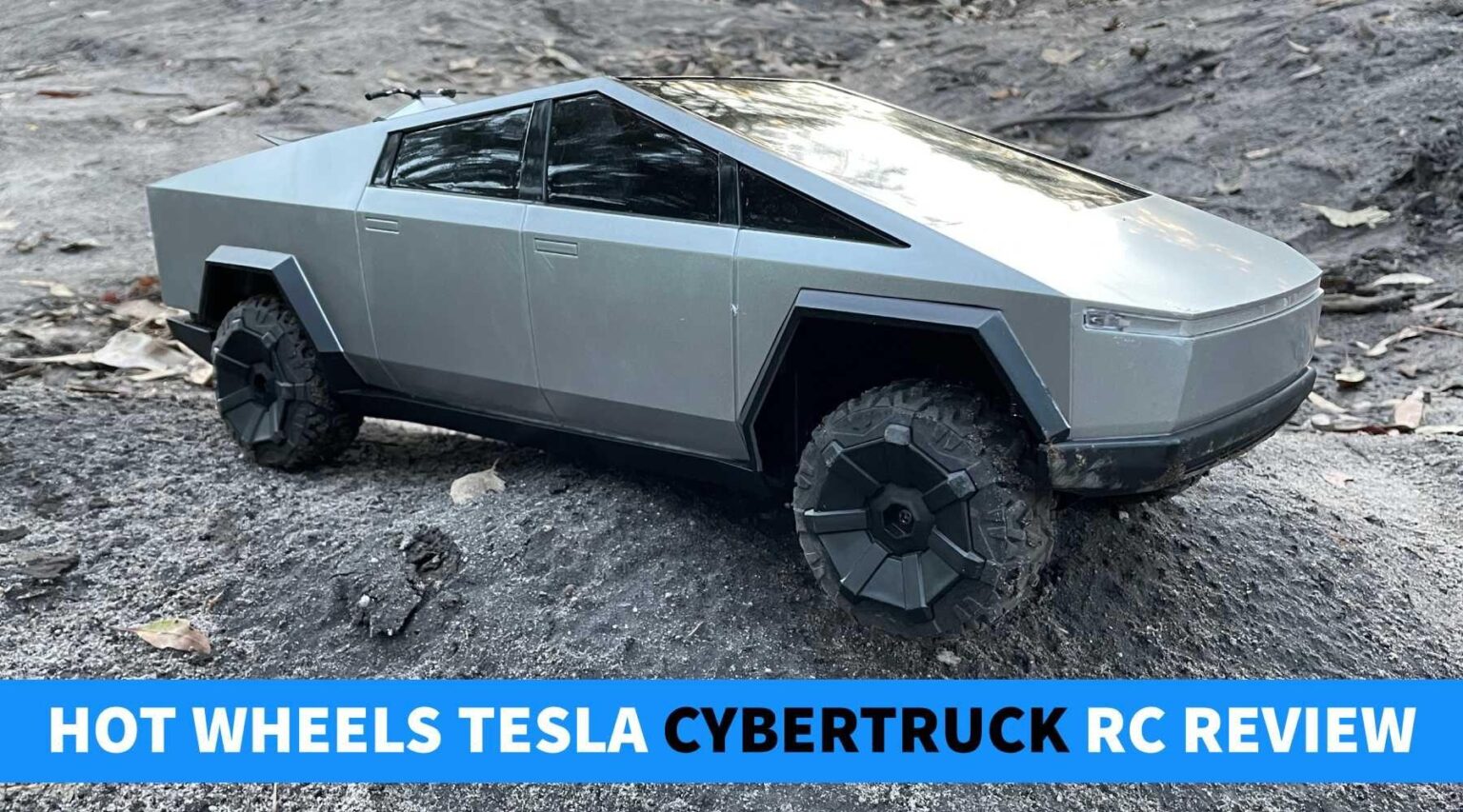 Tesla Cybertruck RC: A 1:10 Scale Remote Control Toy Truck with ...